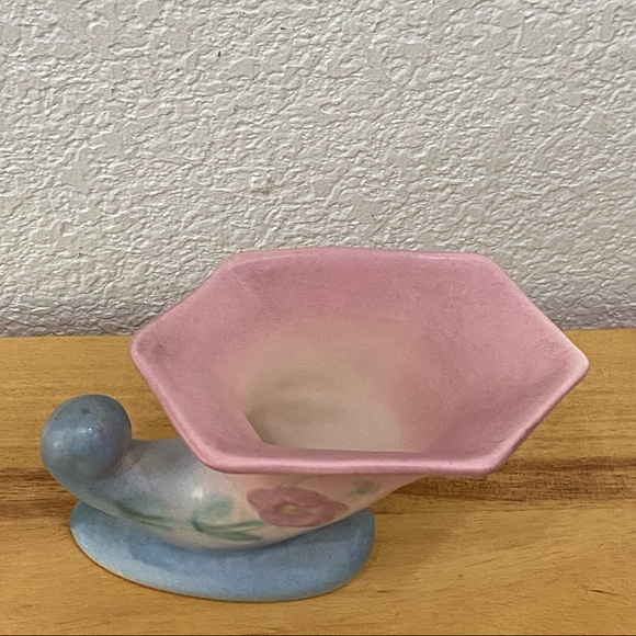 hull | Accents | Vintage 4s Hull Pottery Dogwood Wild Rose Pink Blue ...